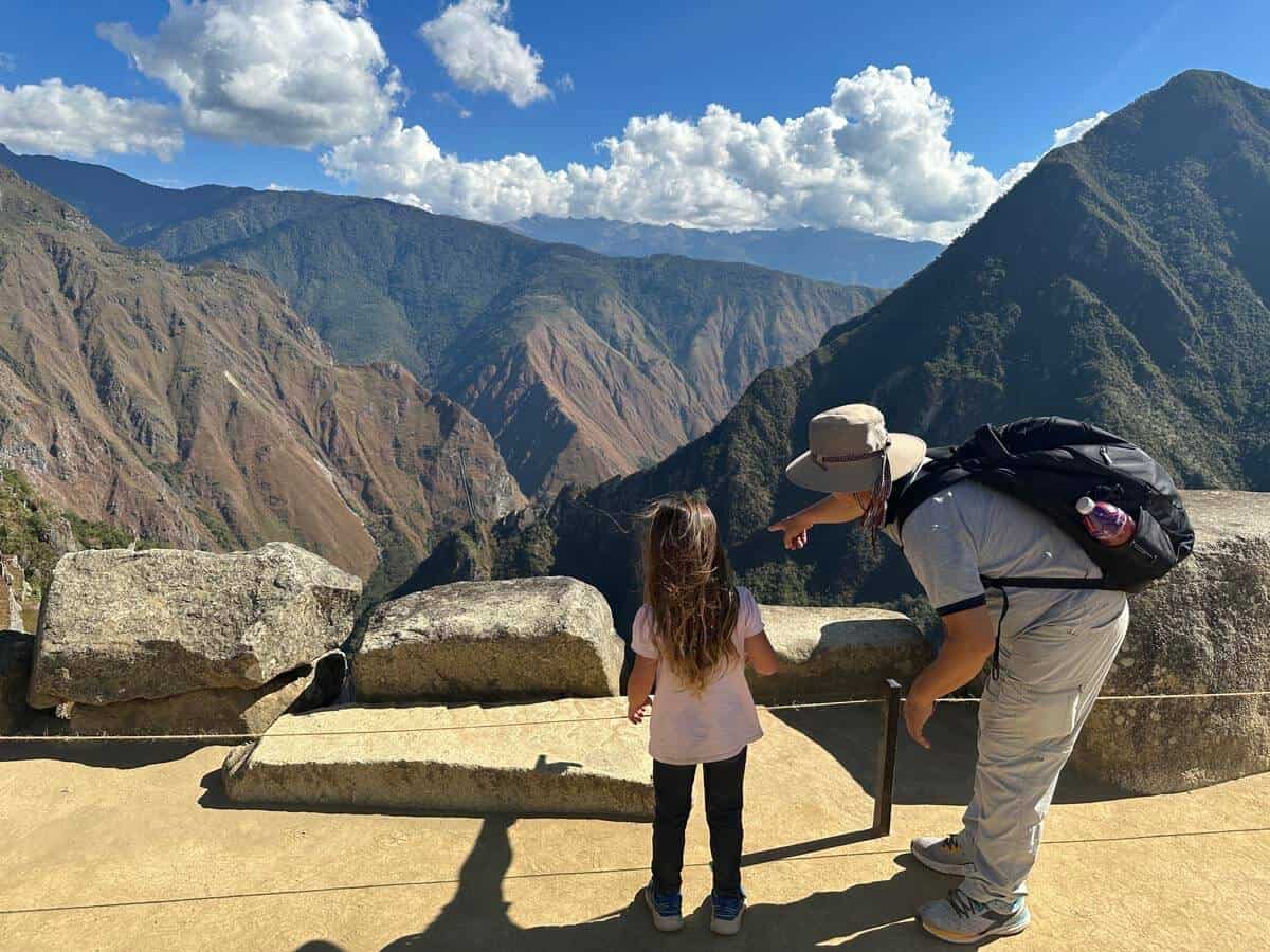 17 Must-Read Peruvian Children's Books: 2025 Expert Guide